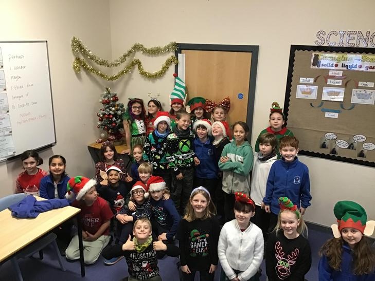 Ashton Gate Primary School - Elf Day