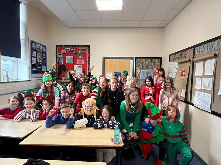 Ashton Gate Primary School - Christmas!